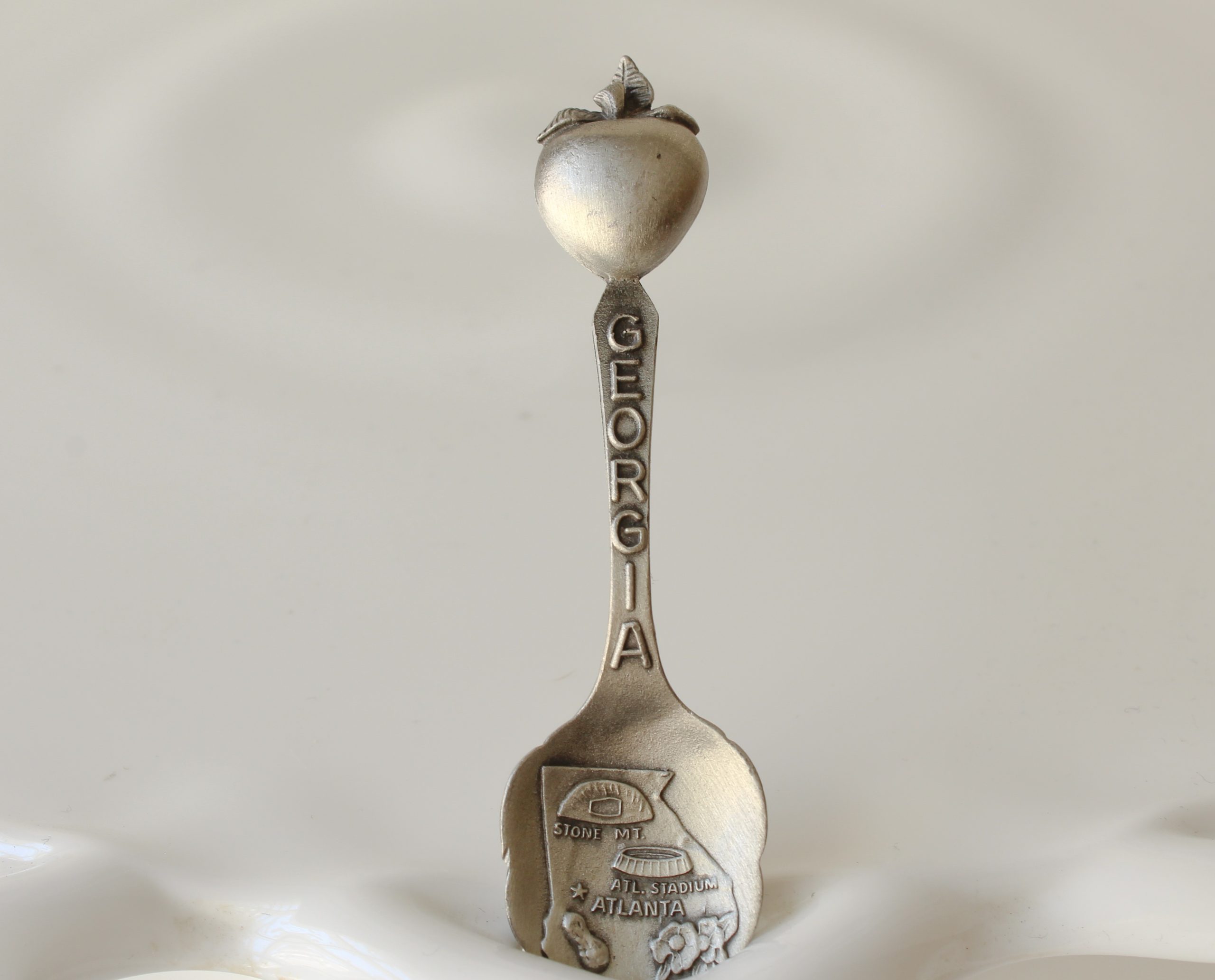 Georgia Souvenir Spoon Peach State - Cynthia's Attic Direct - Antiques ...