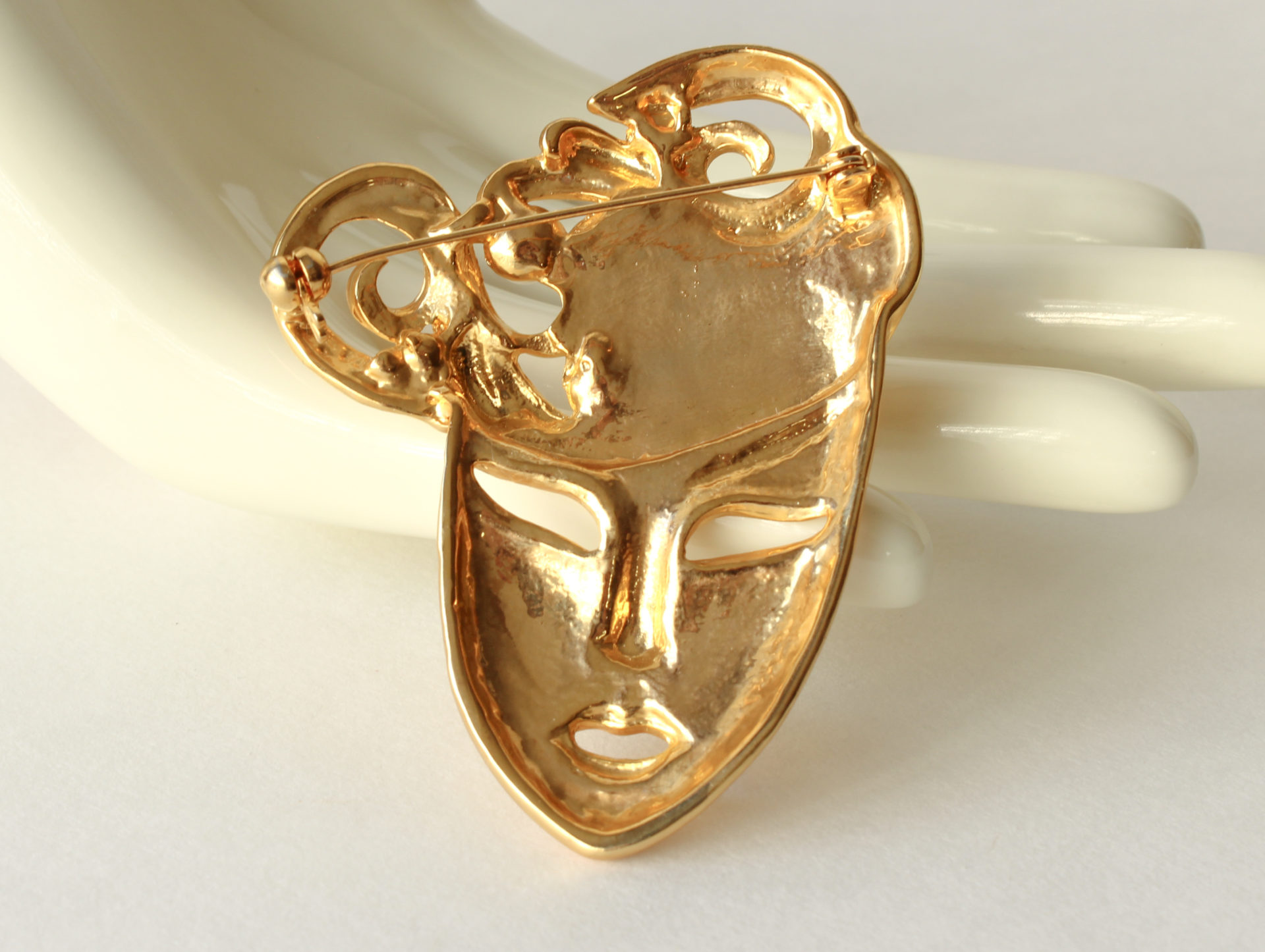 Masquerade Mask Brooch - Cynthia's Attic Direct - Antiques and Collectibles